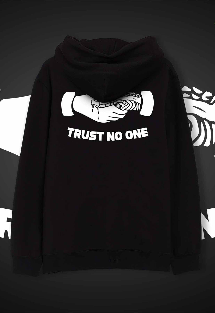 TRUST NO ONE Hoodie OVERSIZE – WAVEDO
